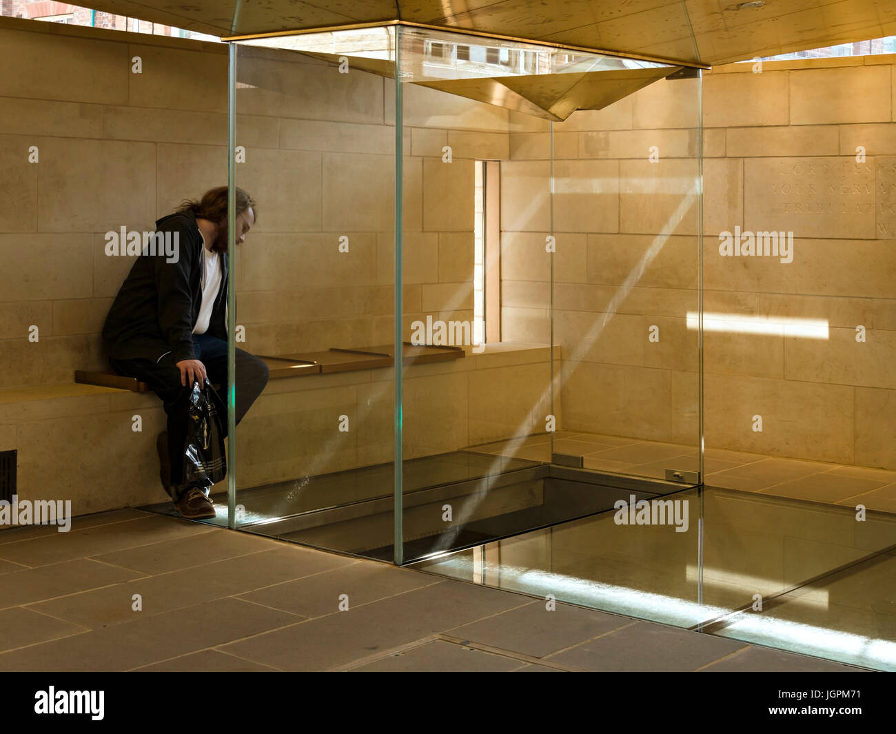 King richard iii burial hi-res stock photography and images - Alamy