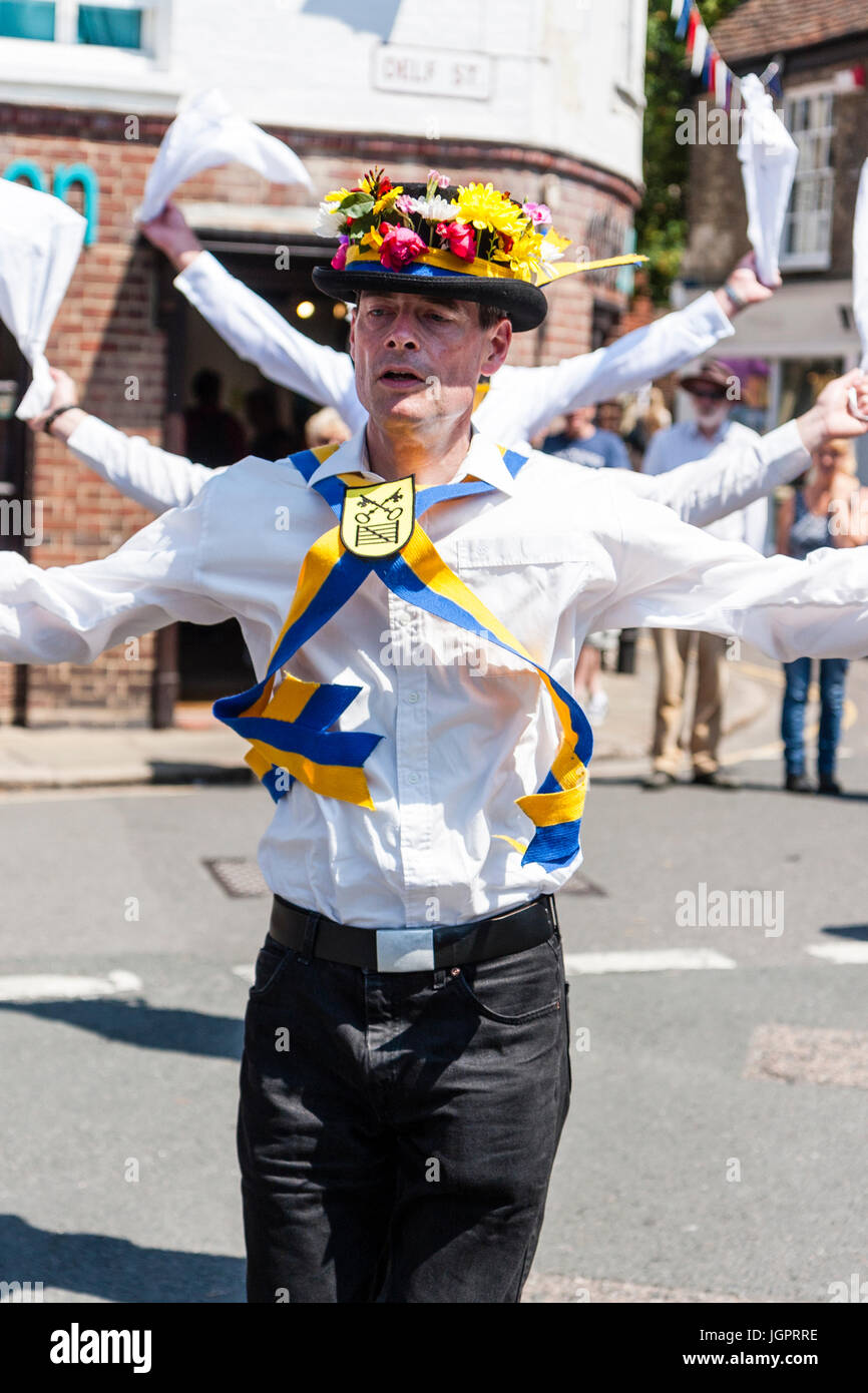 Traditional english dance hi-res stock photography and images - Alamy