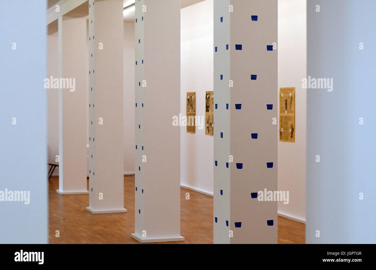 Paintings with brush prints by artist Niele Toroni can be seen at the ...