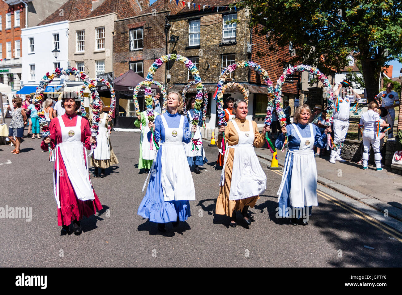 English traditional folk dancers, women from the Knots of May Morris ...