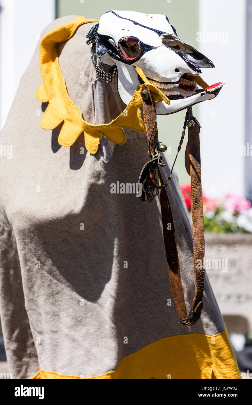The Thameside Mummers perform a traditional 14th century mumming play ...