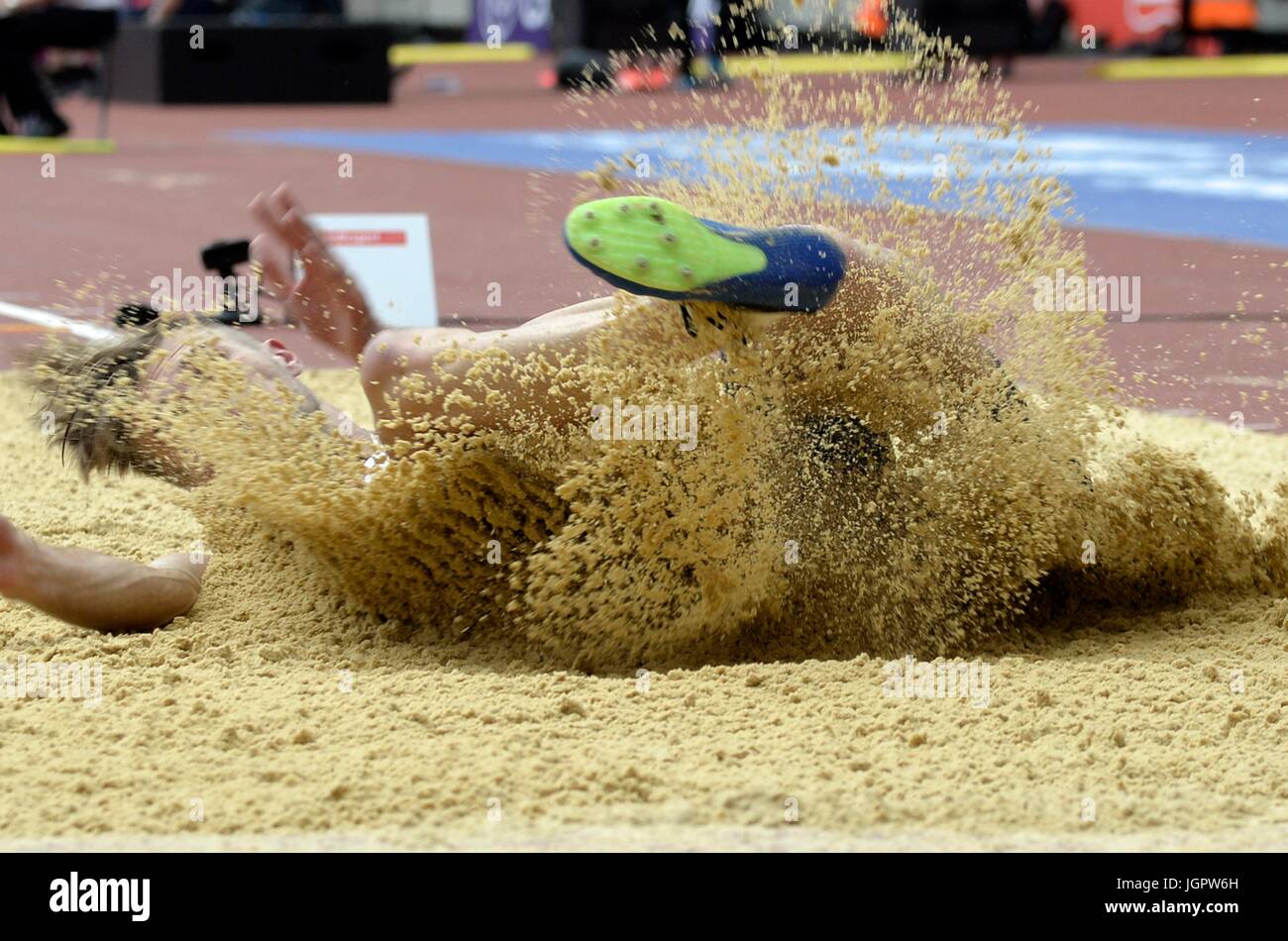 Men long jump final hi-res stock photography and images - Alamy