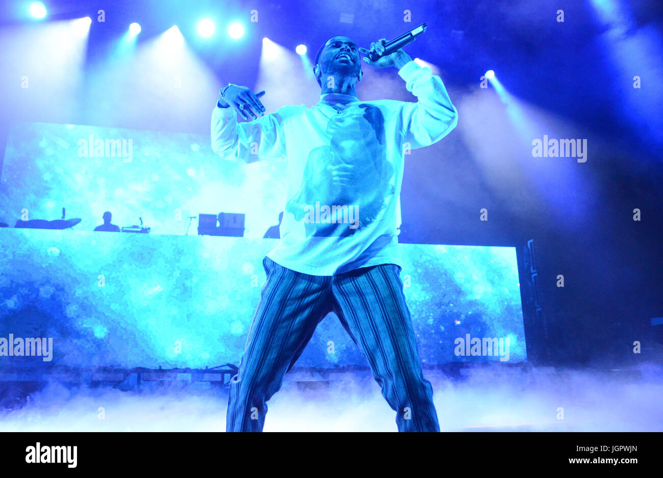 Milwaukee, Wisconsin, USA. 8th July, 2017. Rapper Big Sean performs ...