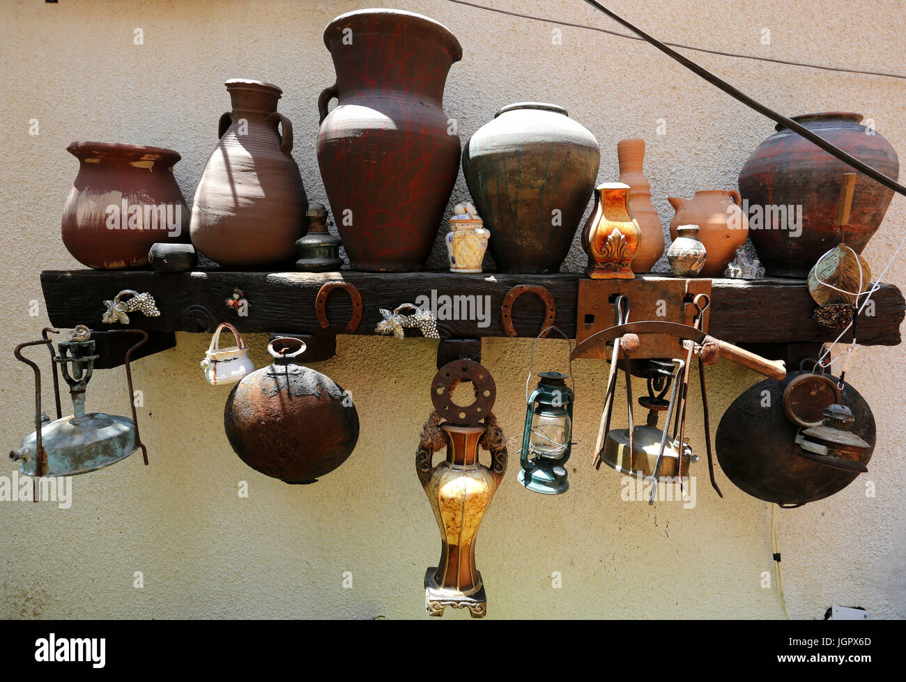 Gaza City, The Gaza Strip, Palestine. 9th July, 2017. A Palestinian man ...