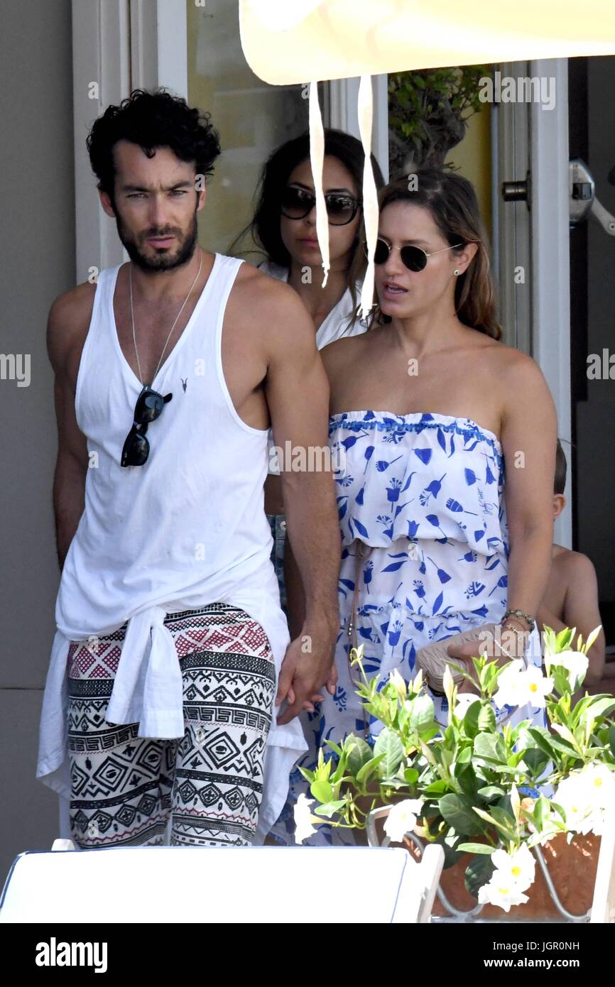 Lacco Ameno (Ischia): Hotel Regina Isabella. Lola Ponce with her ...