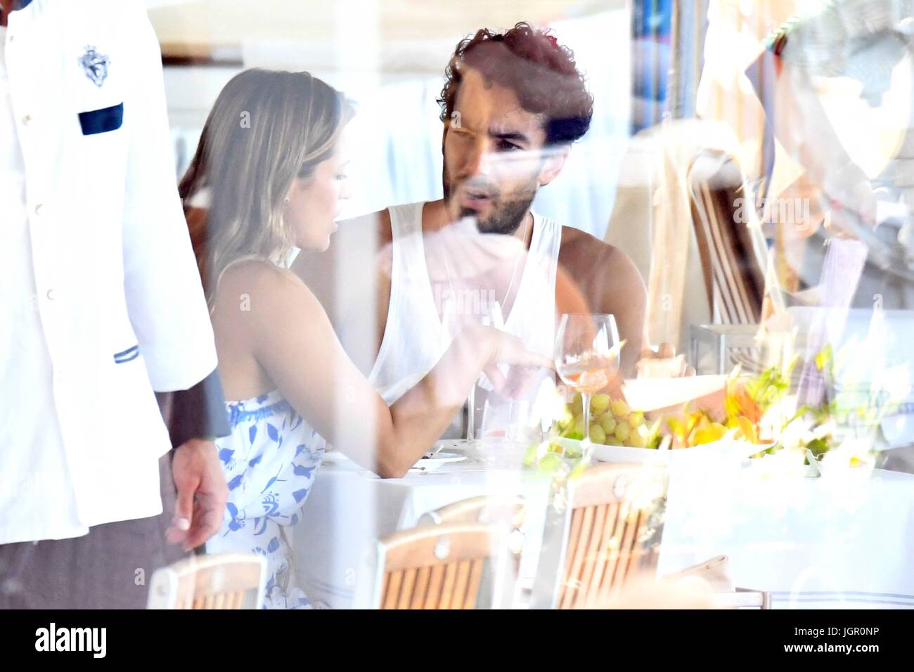 Lacco Ameno (Ischia): Hotel Regina Isabella. Lola Ponce with her ...