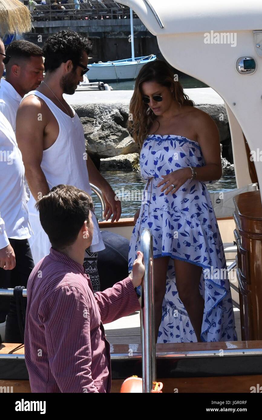 Lacco Ameno (Ischia): Hotel Regina Isabella. Lola Ponce with her ...
