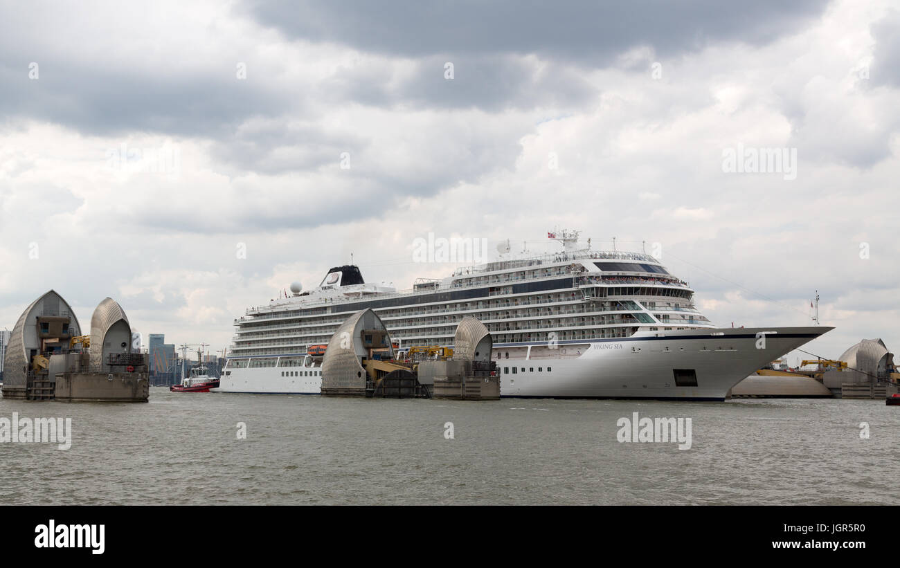 Royal viking sea hi-res stock photography and images - Alamy