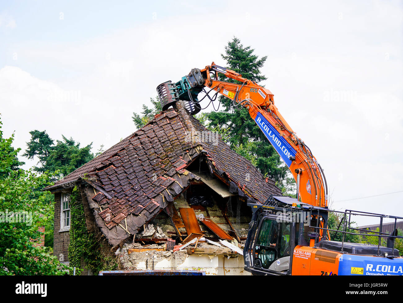 Waverley borough council hi-res stock photography and images - Alamy