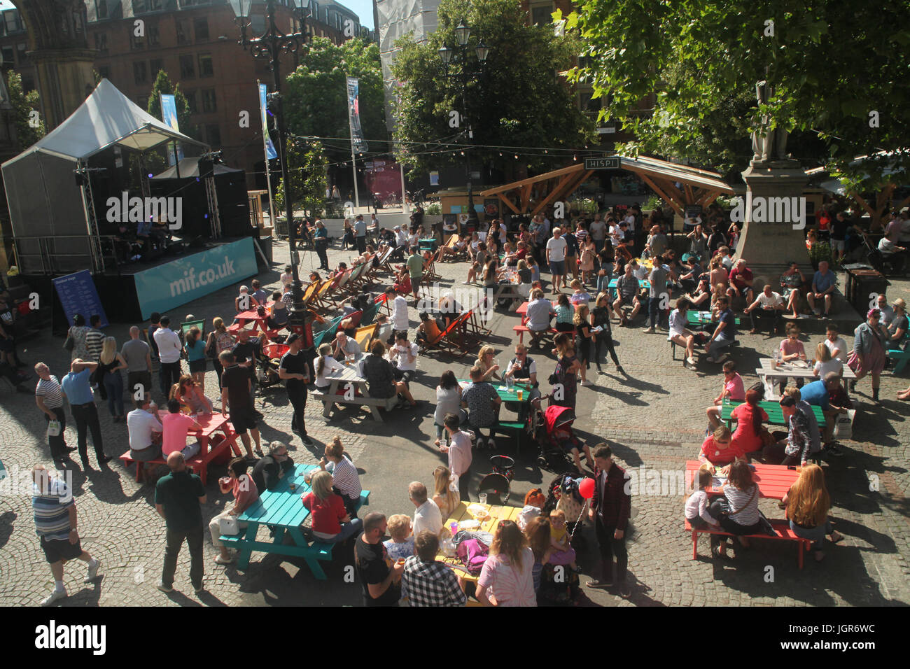 Bands manchester hi-res stock photography and images - Alamy