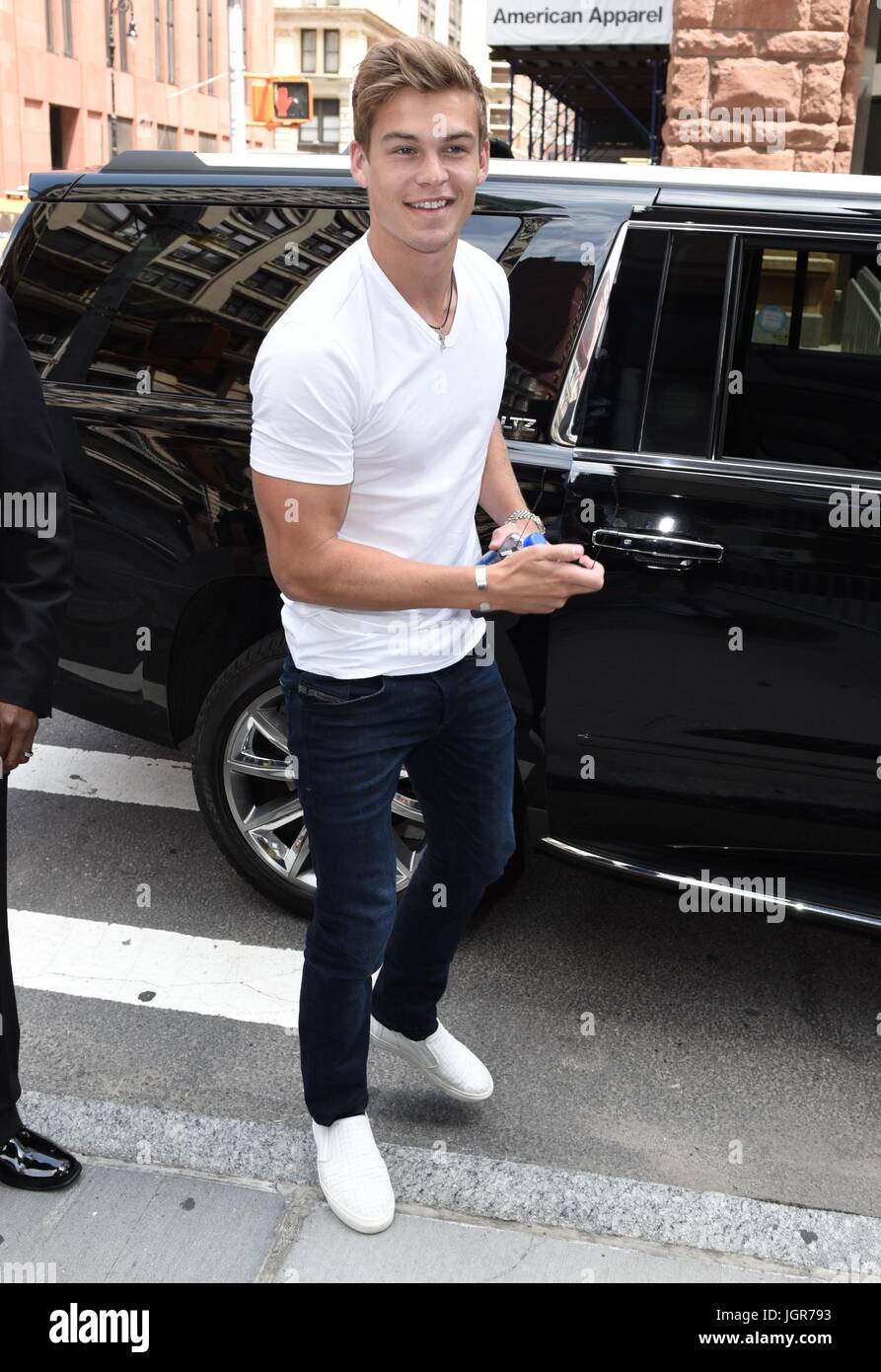 Mitchell slaggert hi-res stock photography and images - Alamy