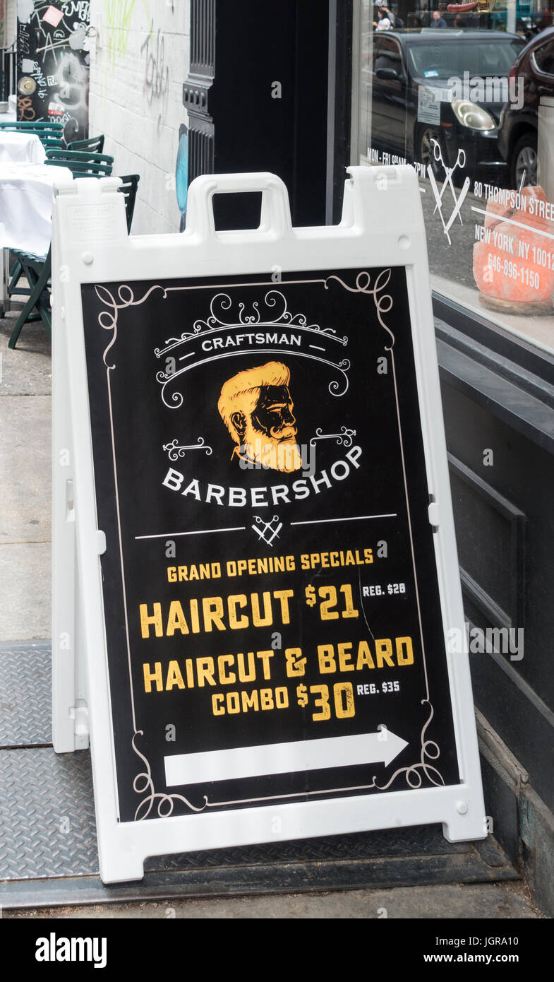 Barbershop Sign Stock Photos & Barbershop Sign Stock Images - Alamy