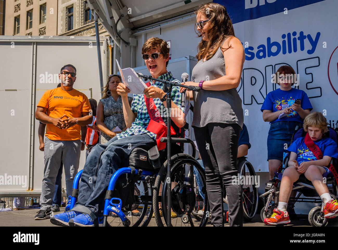 ‘Speechless' Actor Micah Fowler was the Grand Marshall at the 2017 ...