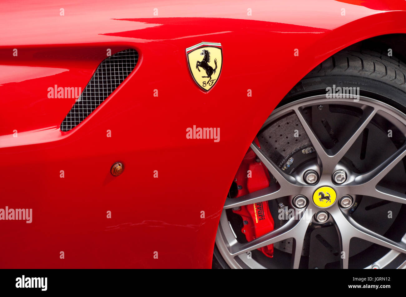 Ferrari disc brake hi-res stock photography and images - Alamy