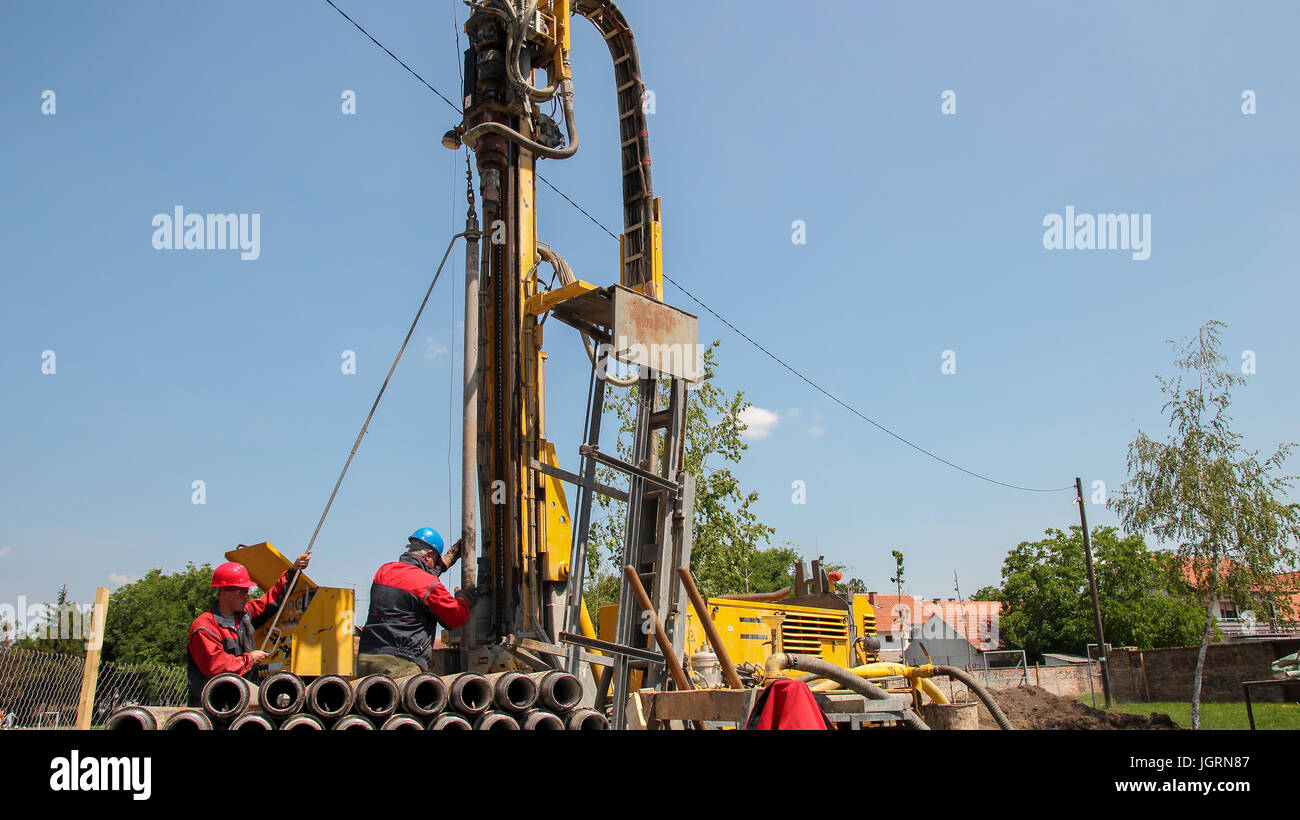 Drill pipe hi-res stock photography and images - Alamy