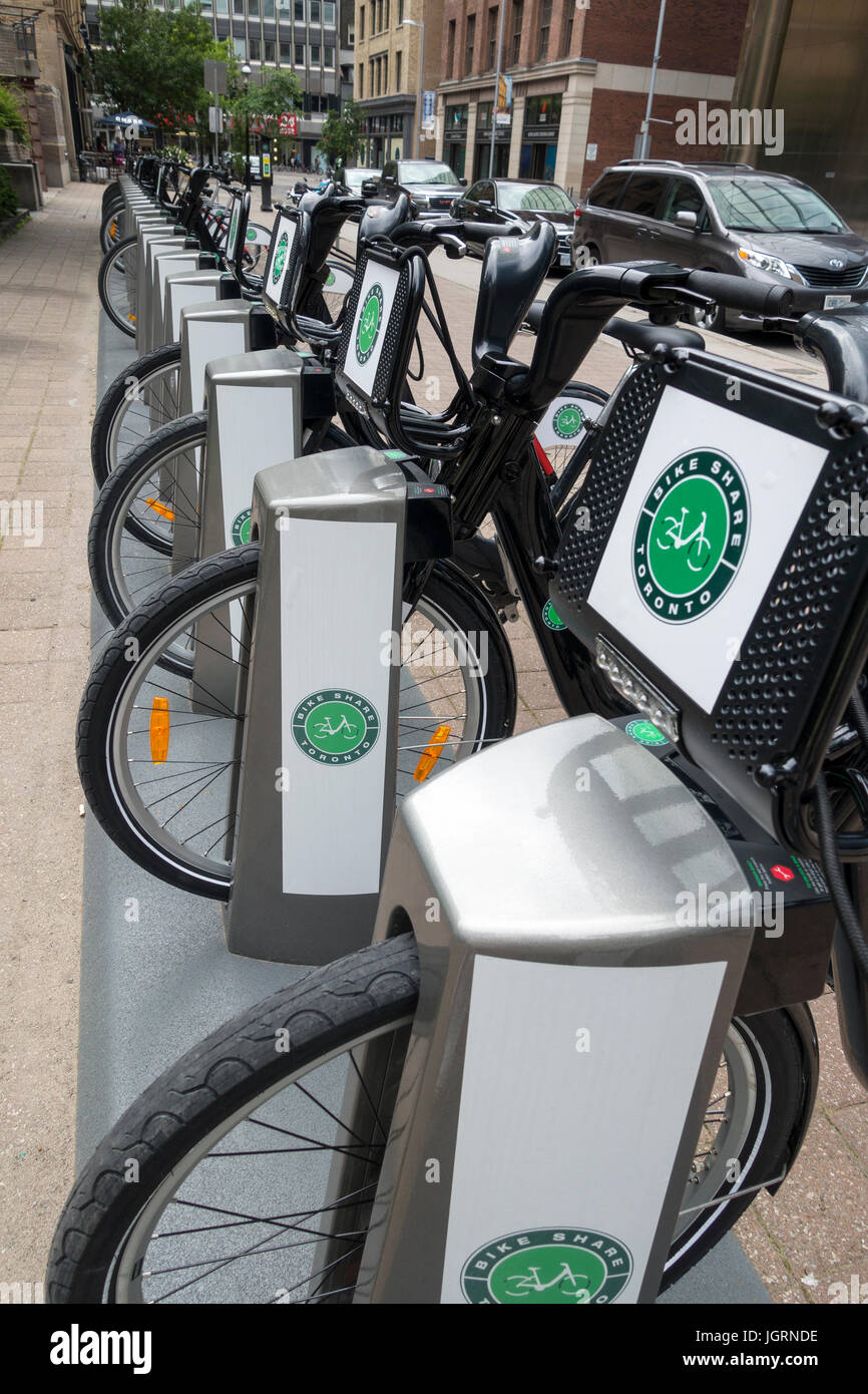 Toronto bike hire hi-res stock photography and images - Alamy