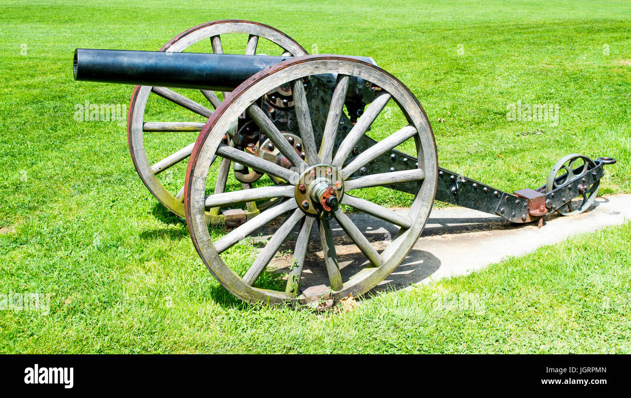 vintage colonial cannon outdoors in Massachusetts Stock Photo - Alamy