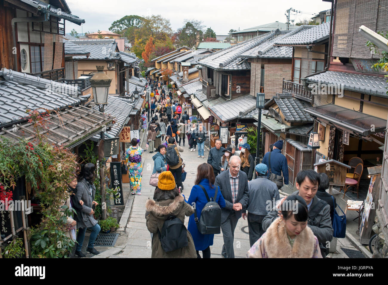 Kyoto streets hi-res stock photography and images - Alamy