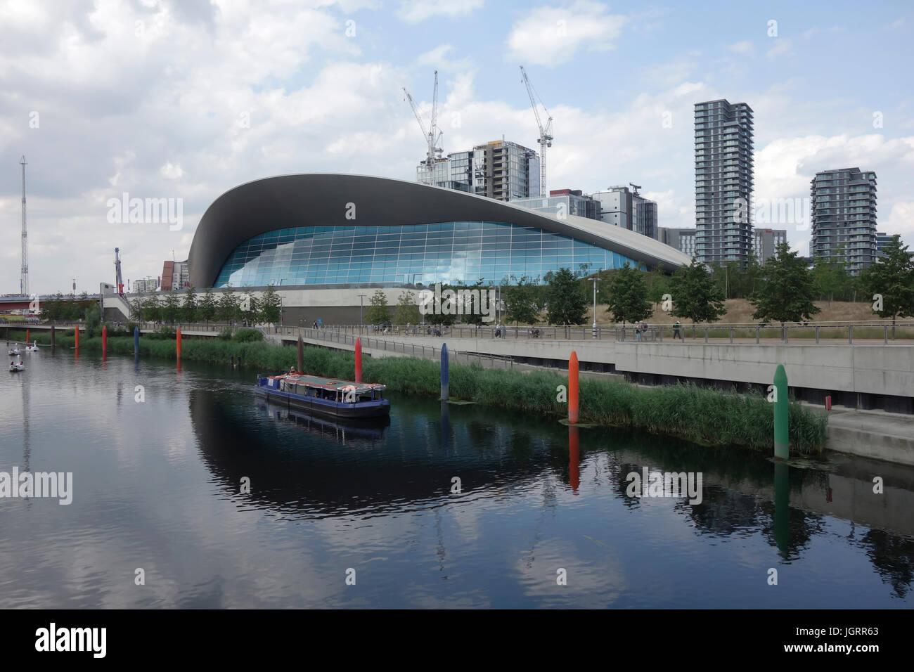 London aquatics center zaha hadid hi-res stock photography and images ...