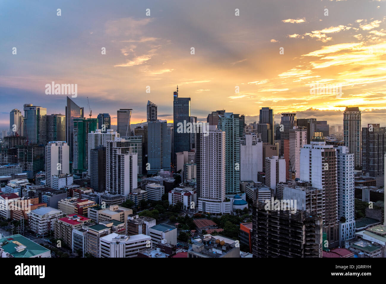 Skyline makati city manila sunrise hi-res stock photography and images ...