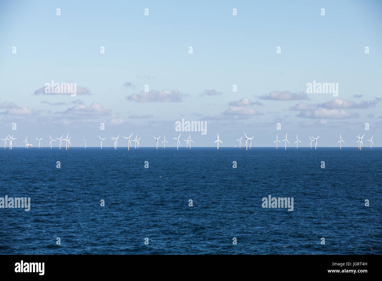 Offshore wind farm white hi-res stock photography and images - Alamy