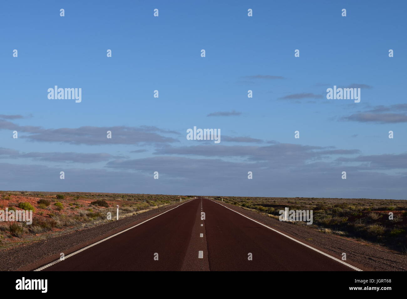 Outback roadtrip hi-res stock photography and images - Alamy