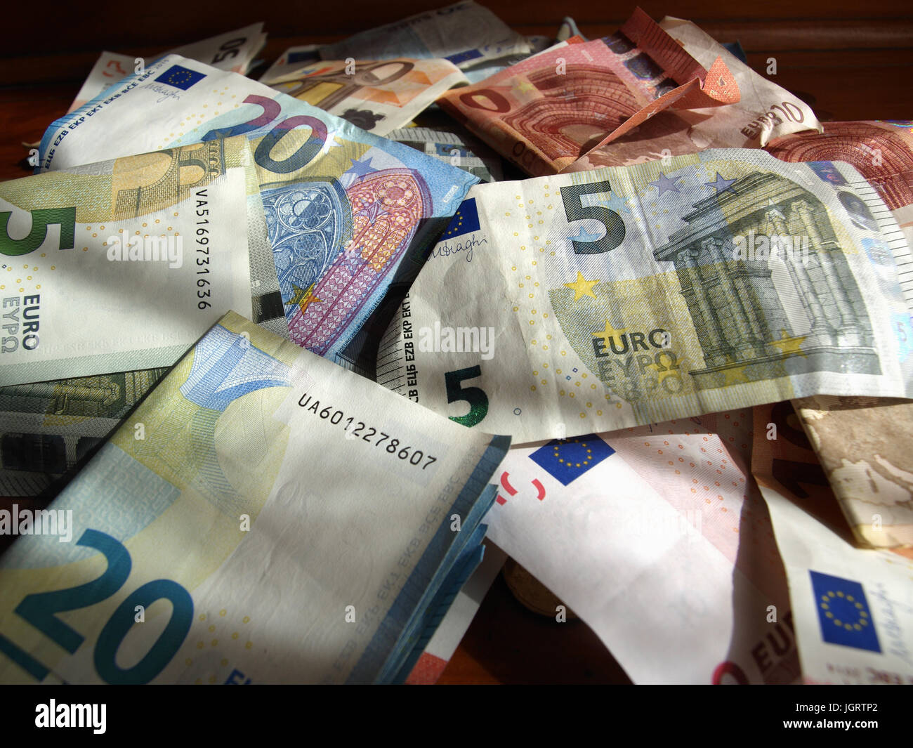 Pile of euro notes Stock Photo - Alamy