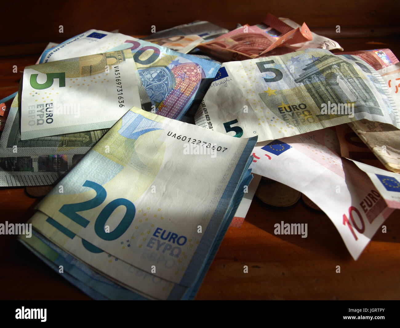 Pile of euro notes Stock Photo - Alamy