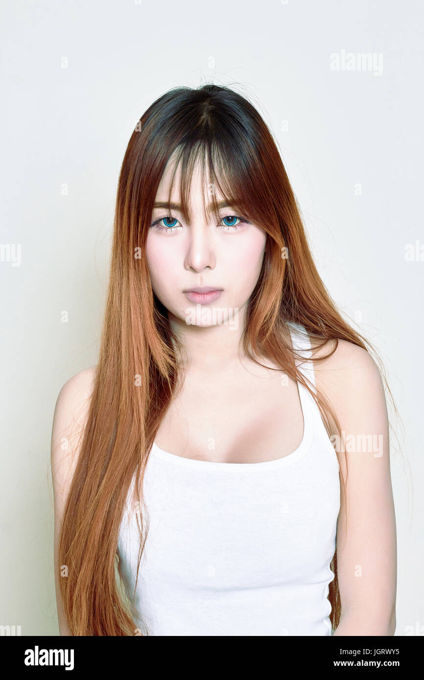 Portrait asian woman sad face hi-res stock photography and images - Alamy