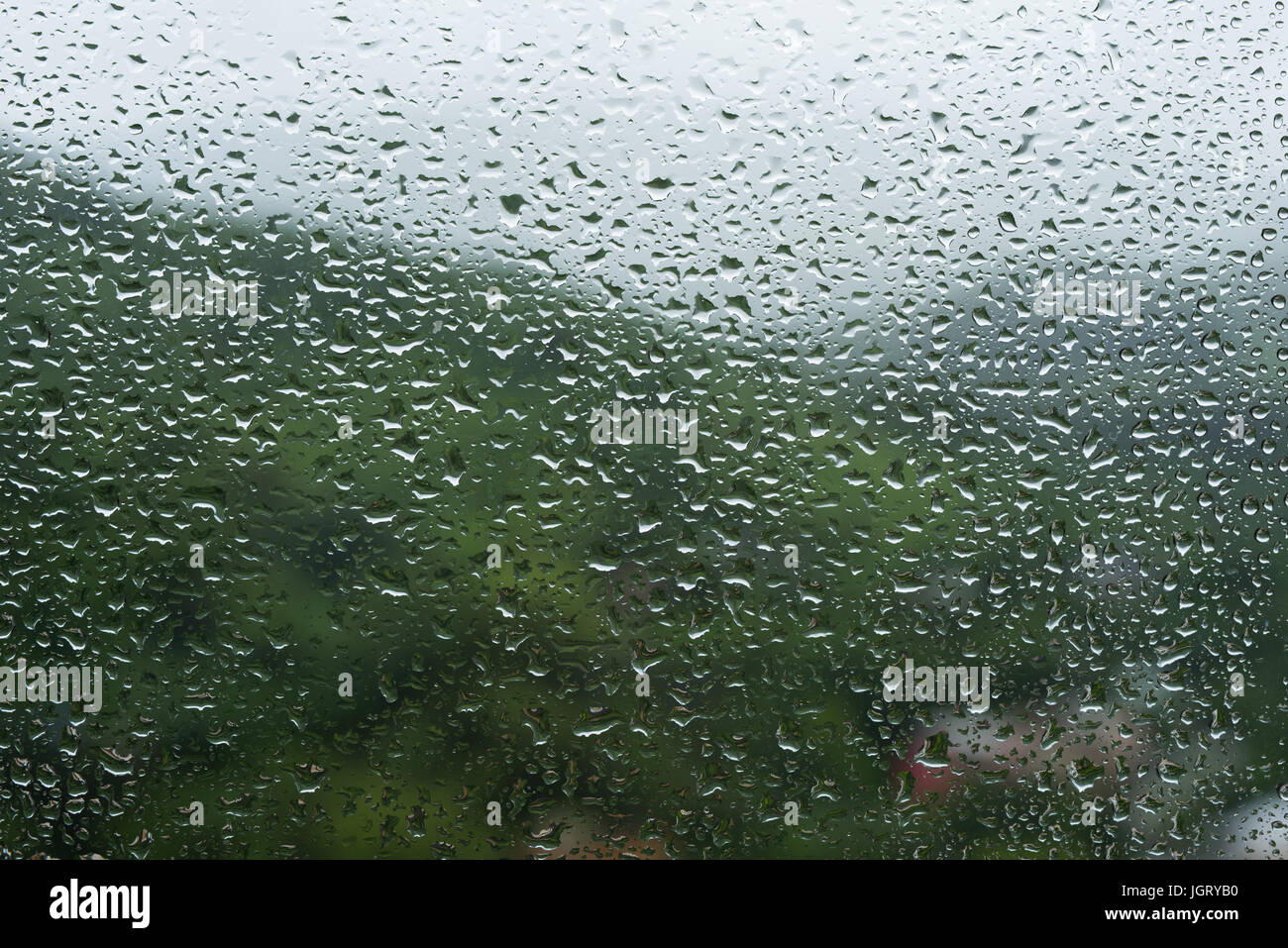 Rain window falling hi-res stock photography and images - Alamy