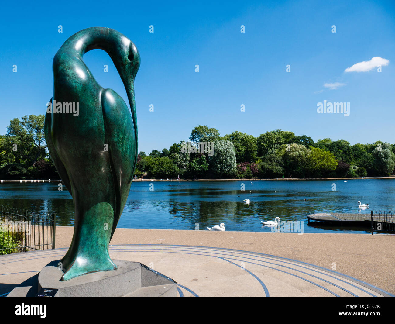 London isis hi-res stock photography and images - Alamy