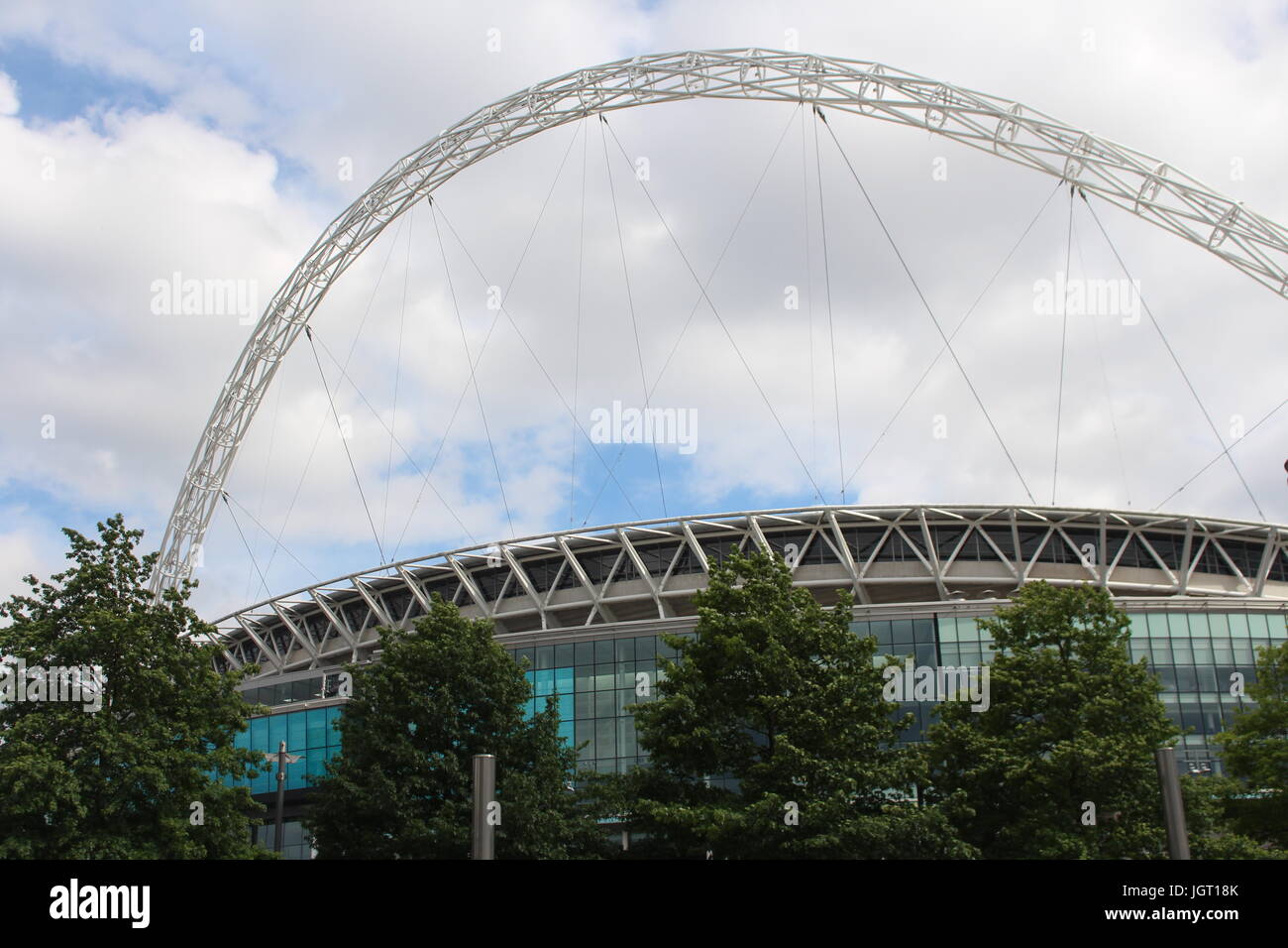 Wembley central train station hi-res stock photography and images - Alamy