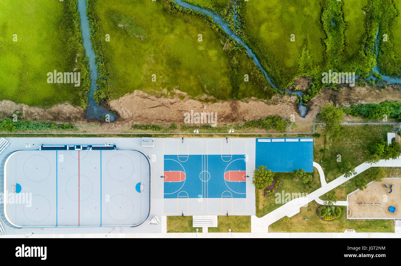 Center hockey rink aerial hi-res stock photography and images - Alamy