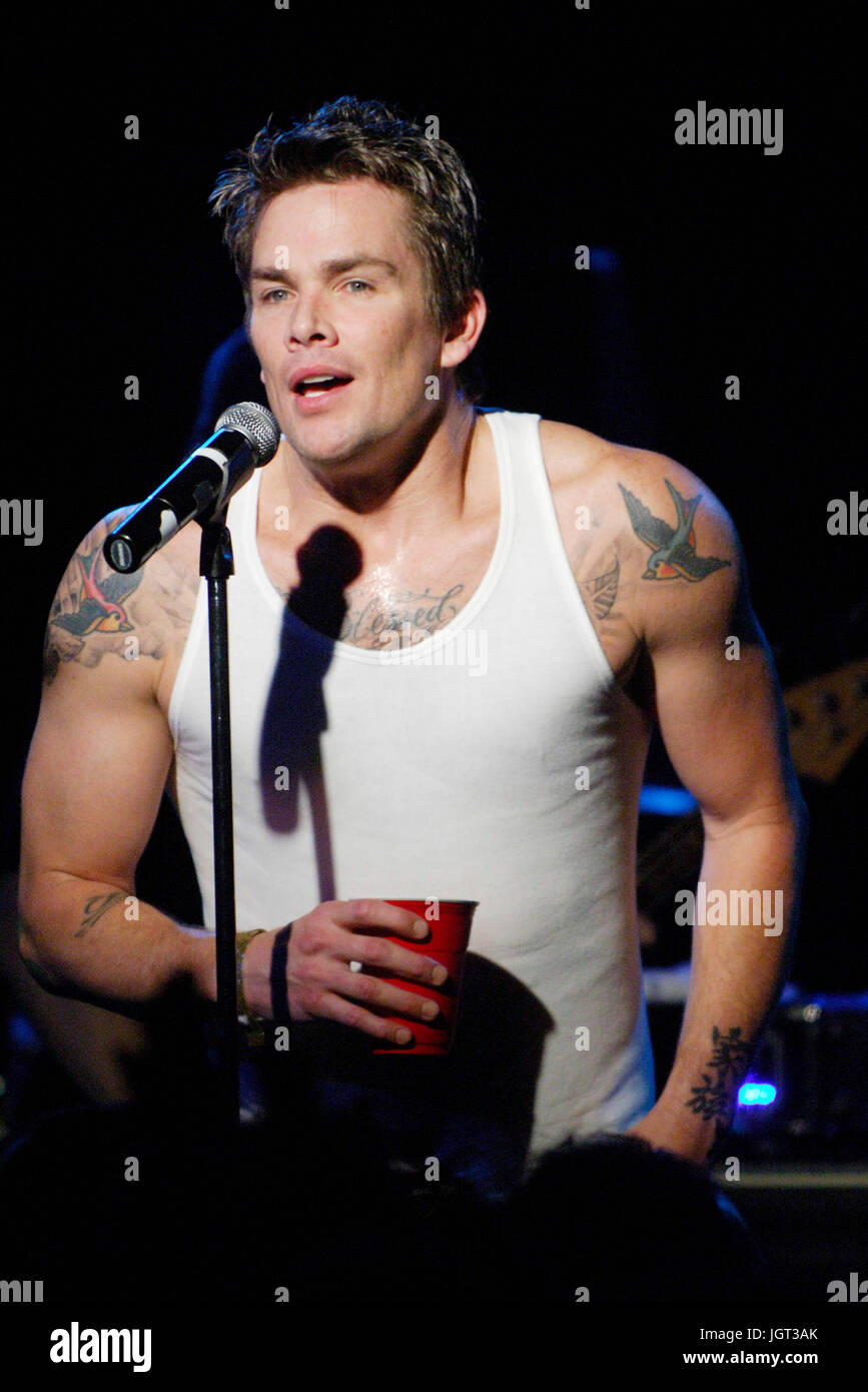 Mark mcgrath hi-res stock photography and images - Alamy