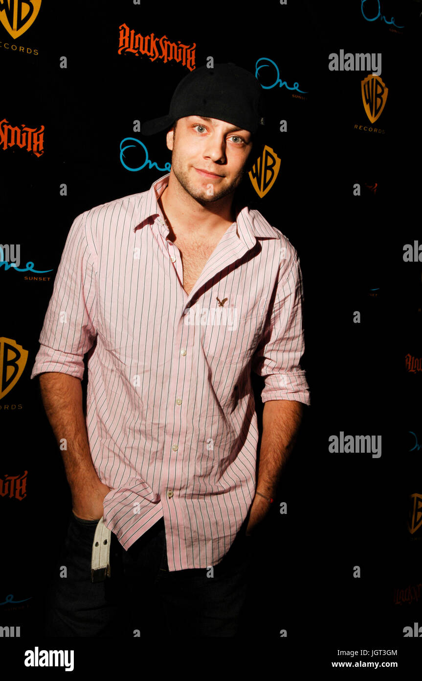 Jonathan Sadowski arrives for Talib Kweli's "Ear Drum" release party ...