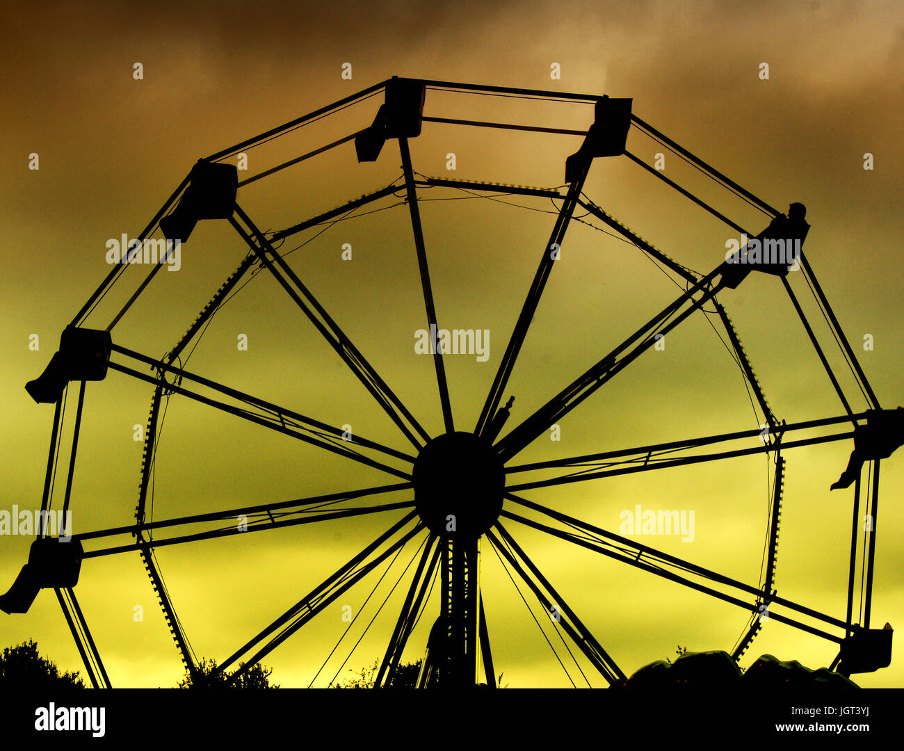 Amusement park rides Stock Photo - Alamy