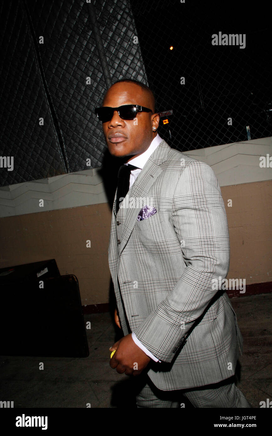 Sean Garrett arrives 2010 BMI Urban Music Awards Pantages Theatre ...
