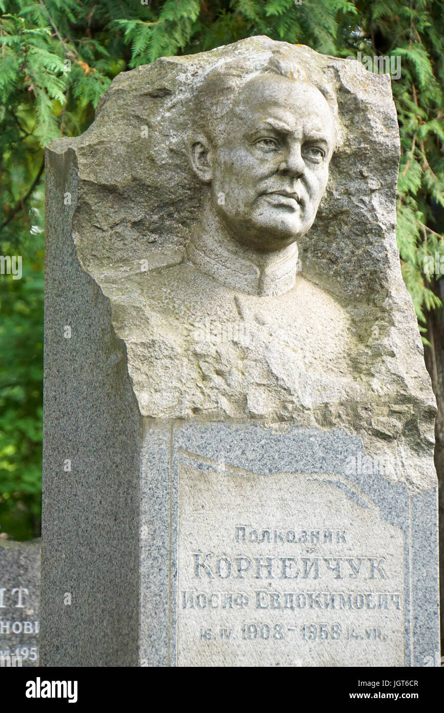 Headstone at Novodevichy Cemetery, Moscow, Russia Stock Photo - Alamy