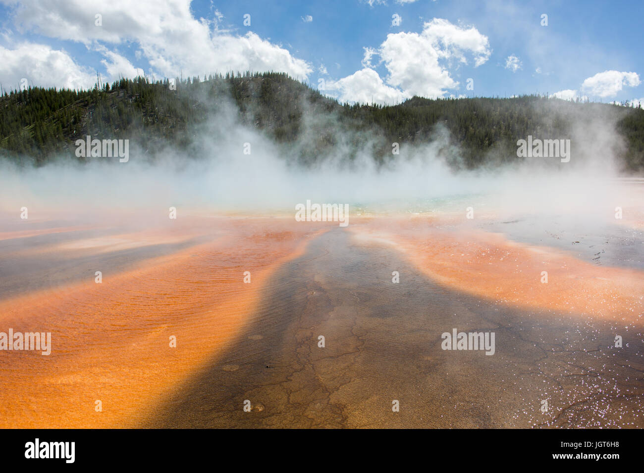 Grand Prismatic Spring on a cold windy day. Midway Geyser Basin ...