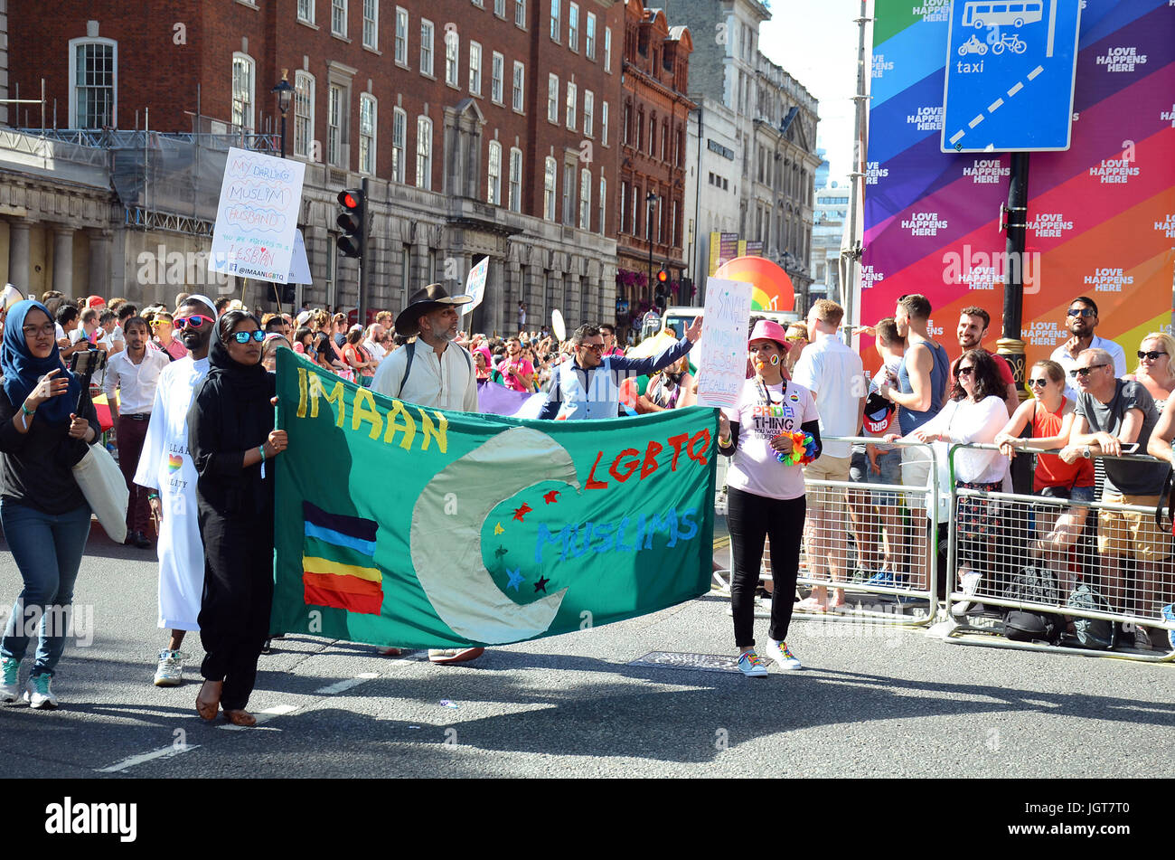 Muslim parade uk london hi-res stock photography and images - Alamy