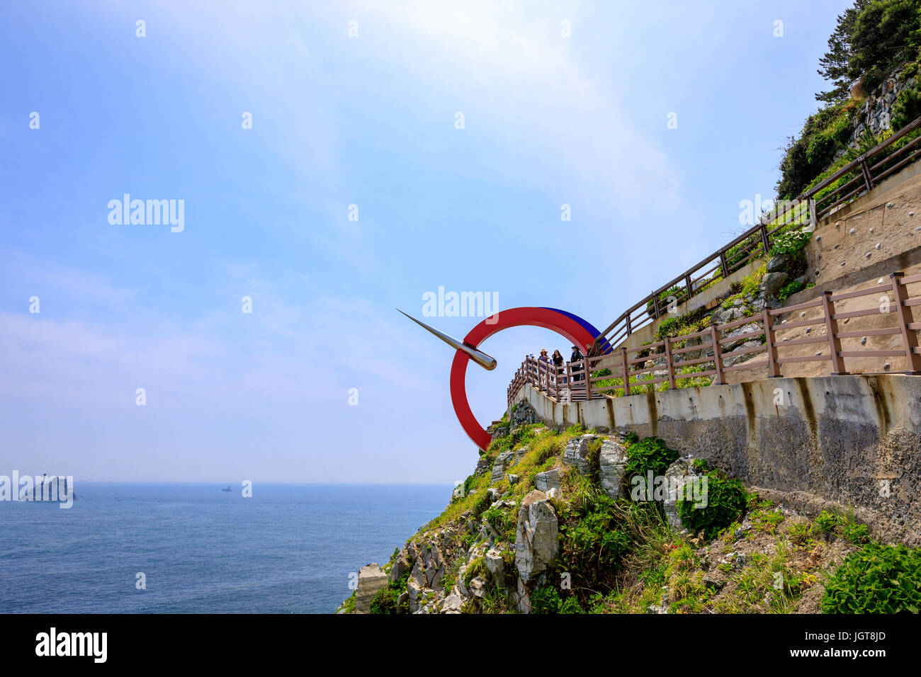 Jun 21, 2017 Yeongdo Lighthouse at Taejongdae park, Busan, South Korea ...