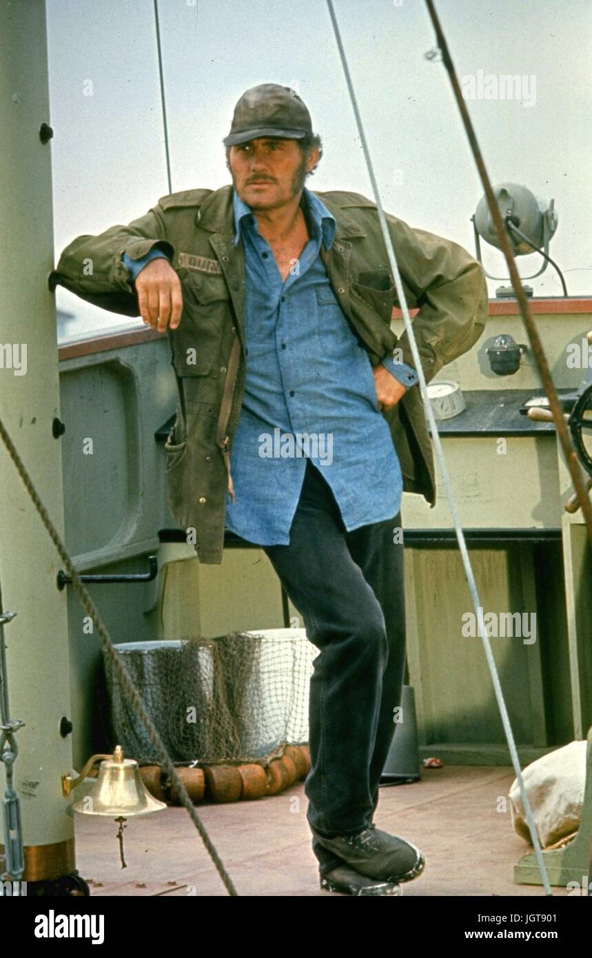 1975 usa director steven spielberg hi-res stock photography and images ...