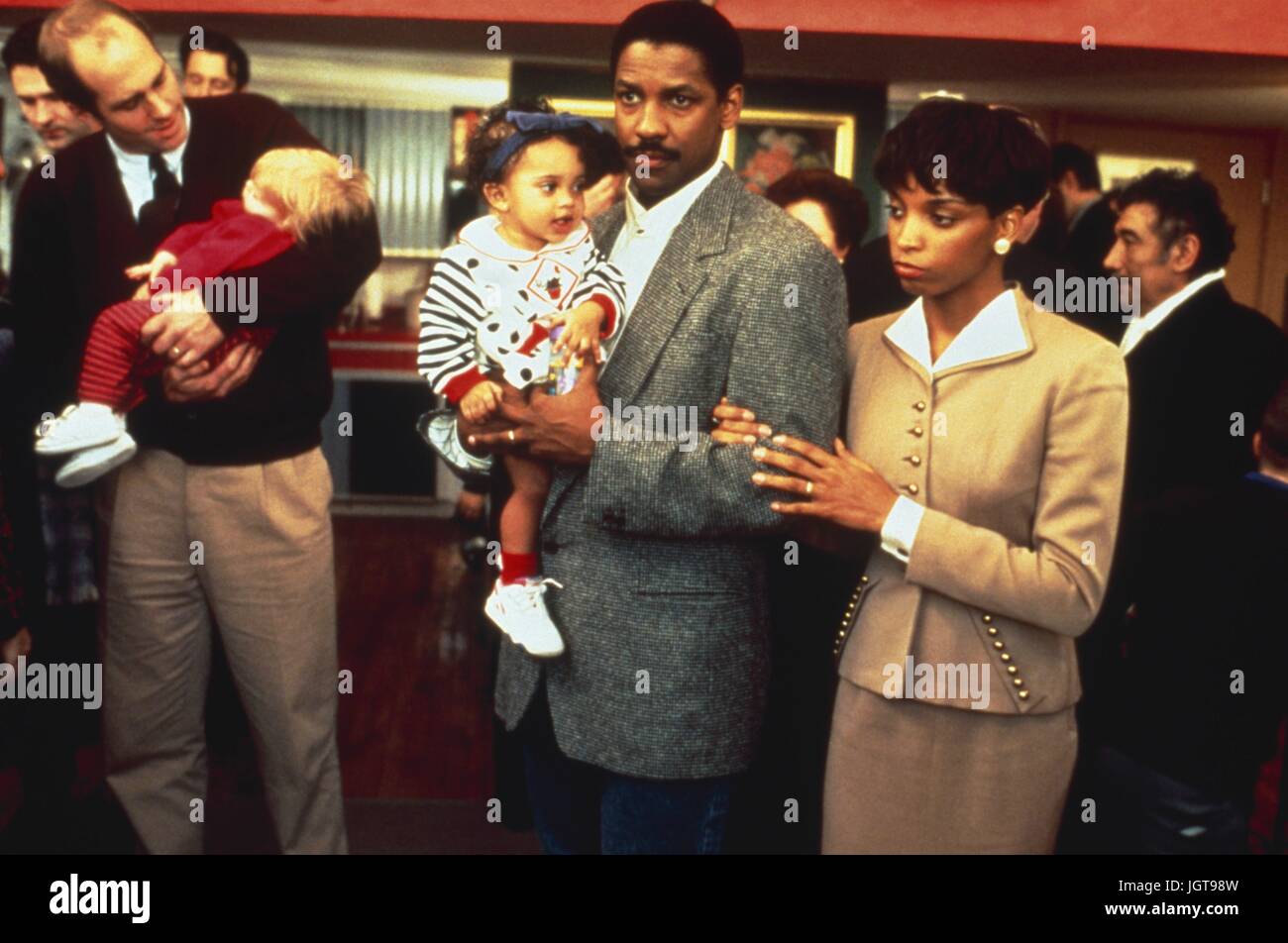Denzel washington lisa summerour philadelphia hi-res stock photography ...