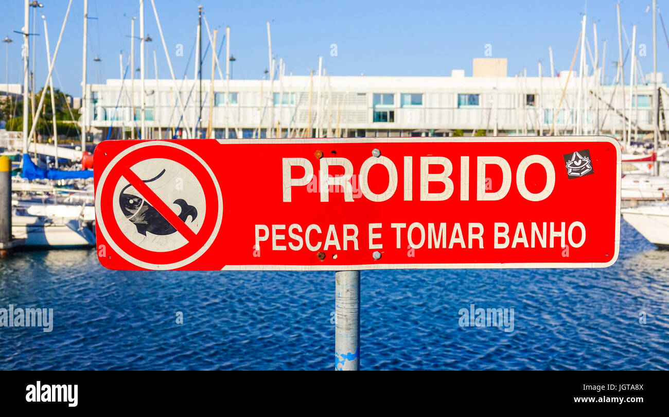 Sign - swimming and fishing prohibited in this area Stock Photo - Alamy