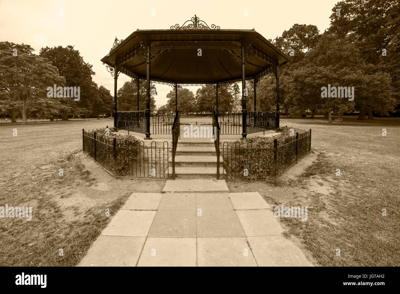 Bandstand ironwork hi-res stock photography and images - Alamy