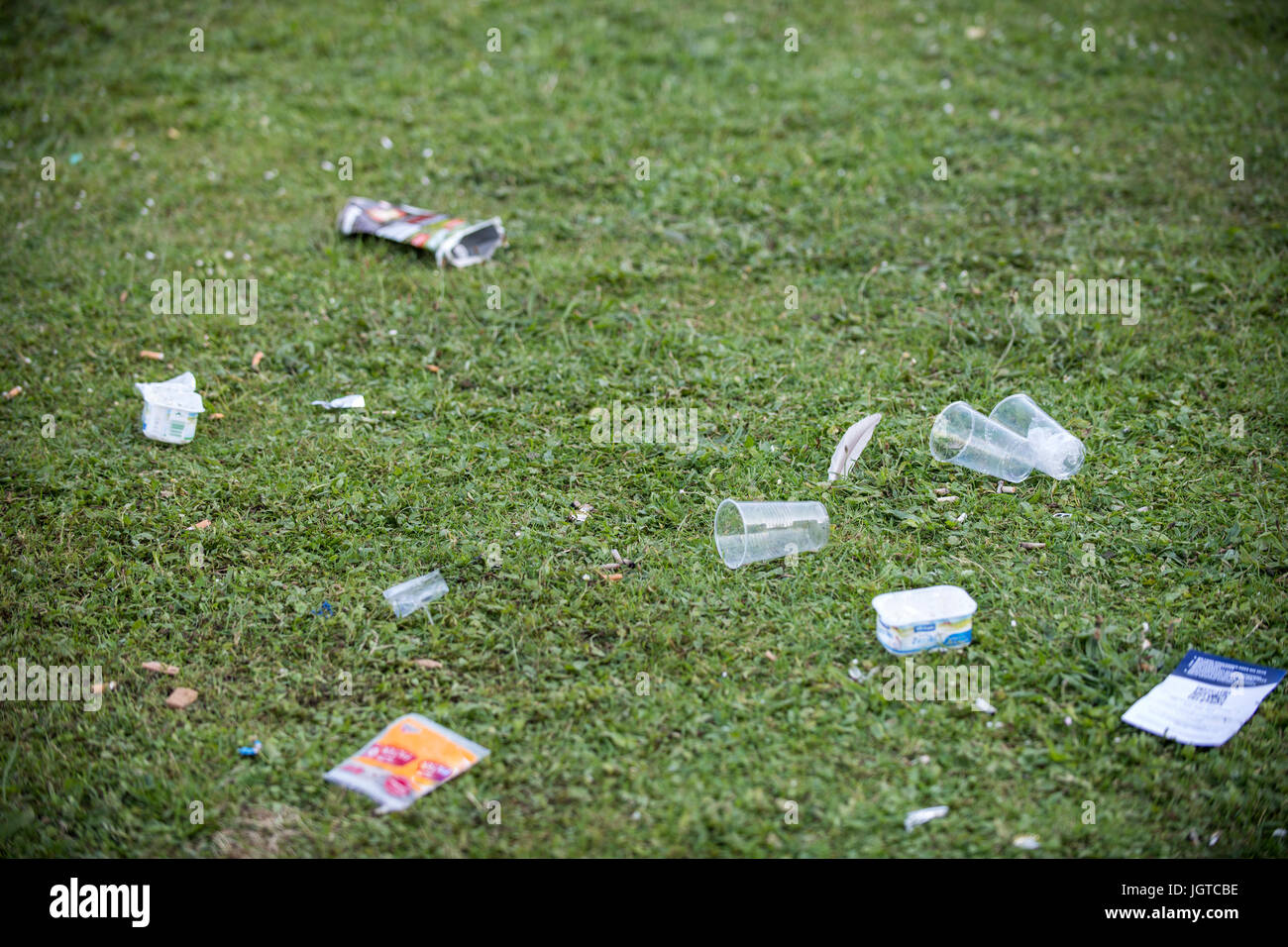 trash clean up after a big event Stock Photo - Alamy