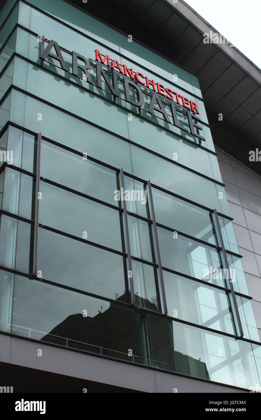 Manchester arndale logo hi-res stock photography and images - Alamy