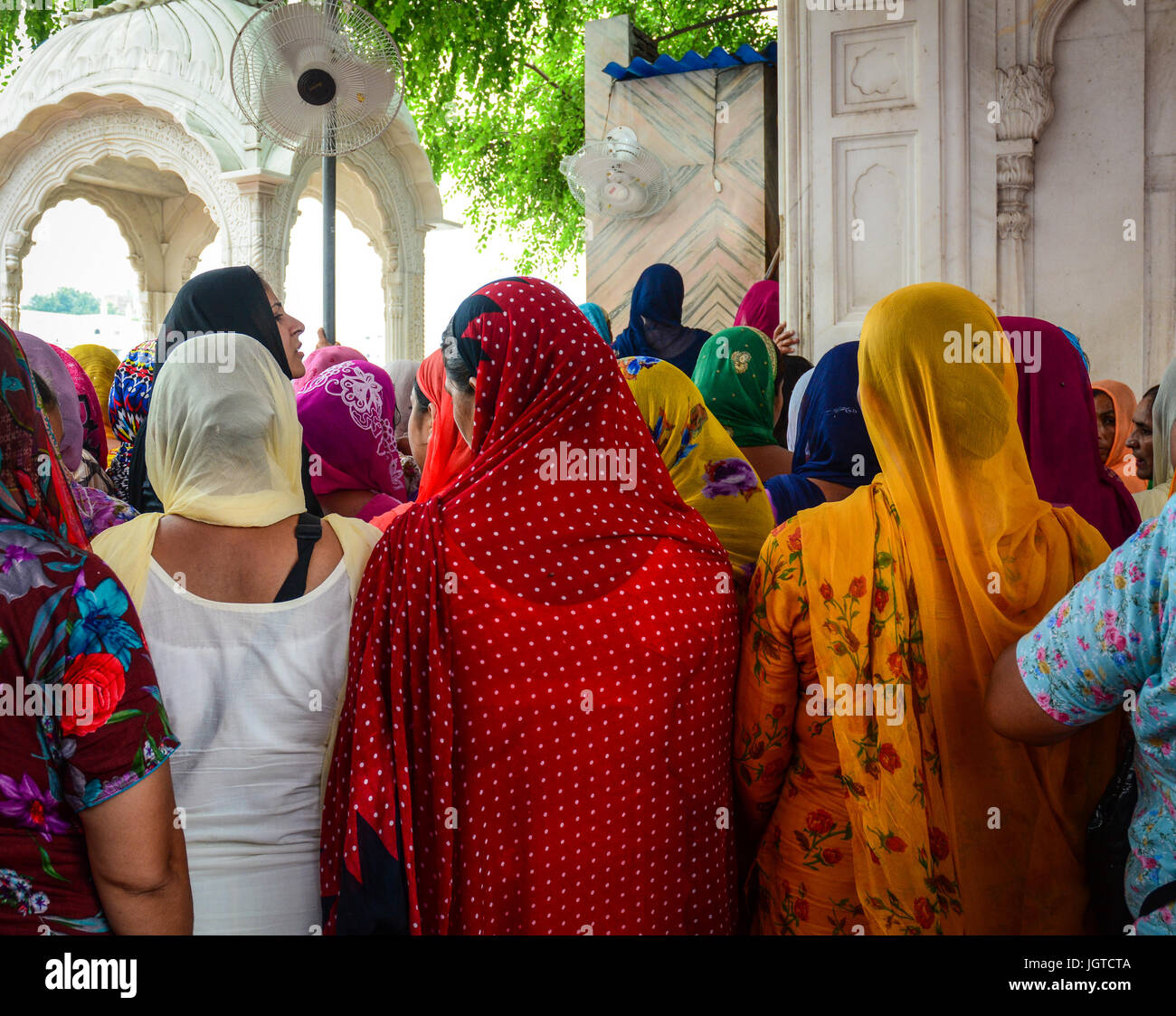 Punjab indian women praying india hi-res stock photography and images ...
