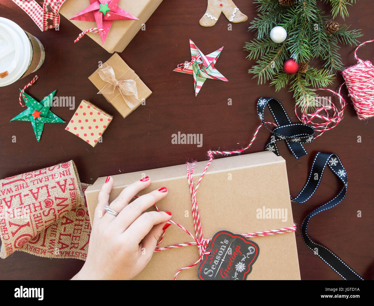 Wrapping packages hi-res stock photography and images - Alamy
