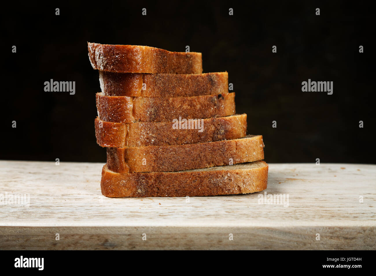 Cutting crusts hi-res stock photography and images - Alamy